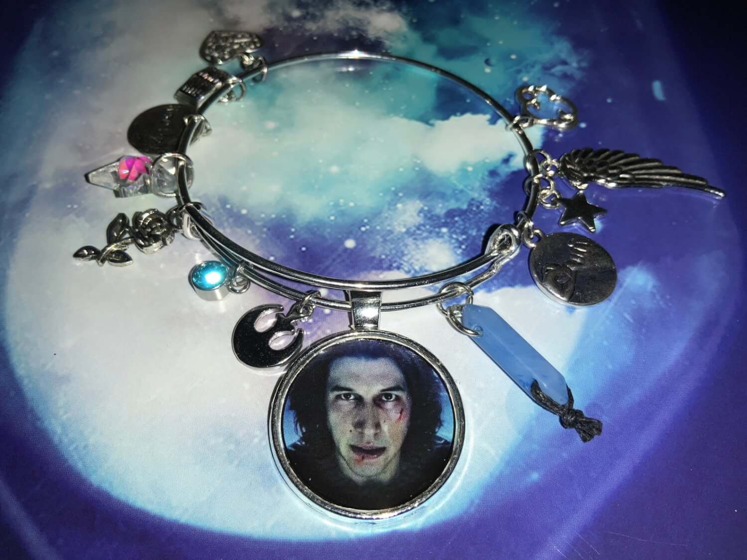 40+ Kylo Ren Gifts for Star Wars Fans & Ben Swolo Lovers