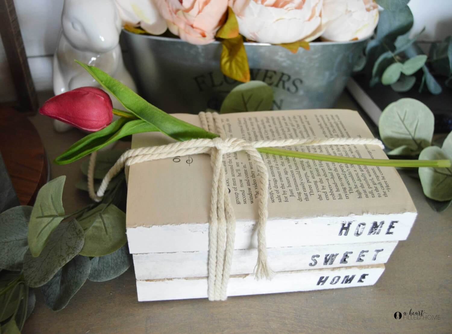 40+ Thoughtful DIY Christmas Gifts for Friends (That are Foolproof!)