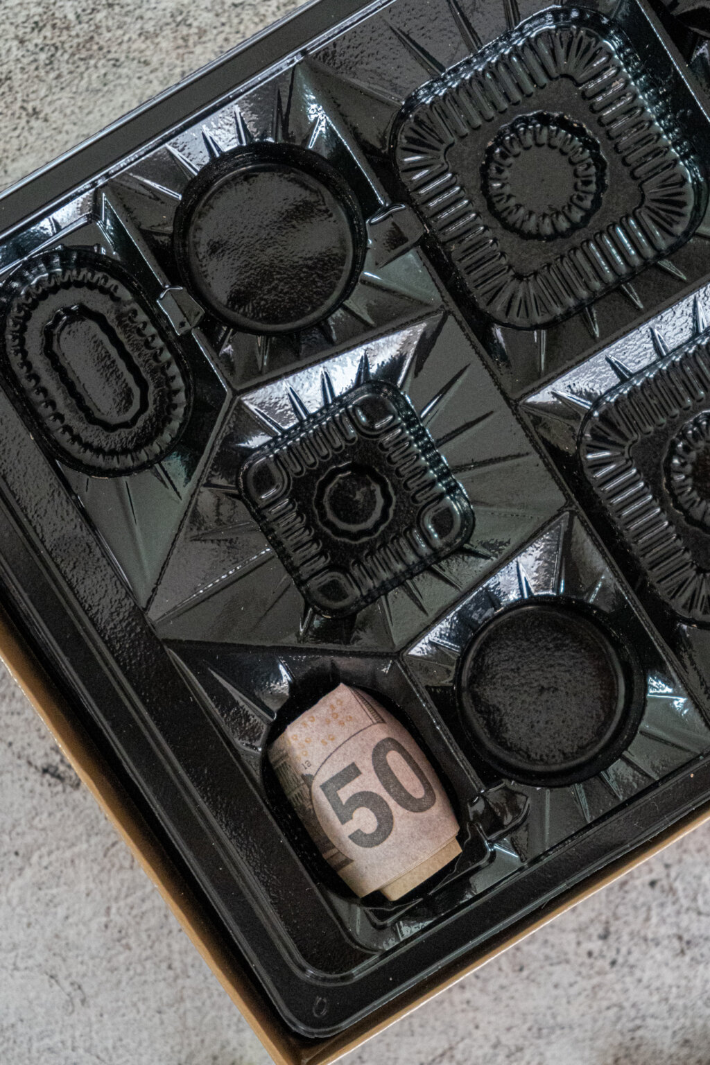 How to Make a Money Chocolate Box Gift (Step by Step!)